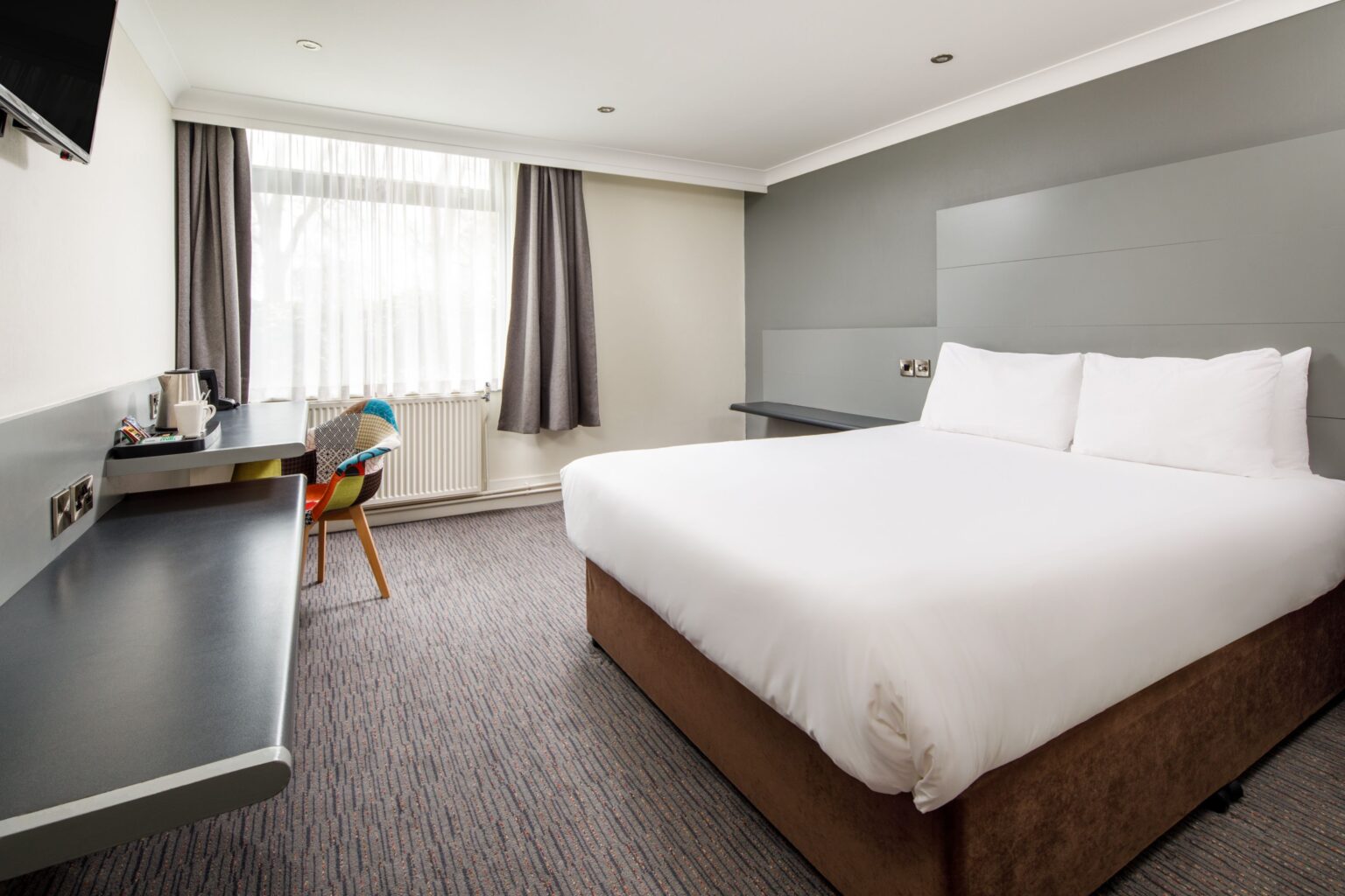 Christmas Parties At Mercure Chester - Mercure Chester Abbots Well Hotel