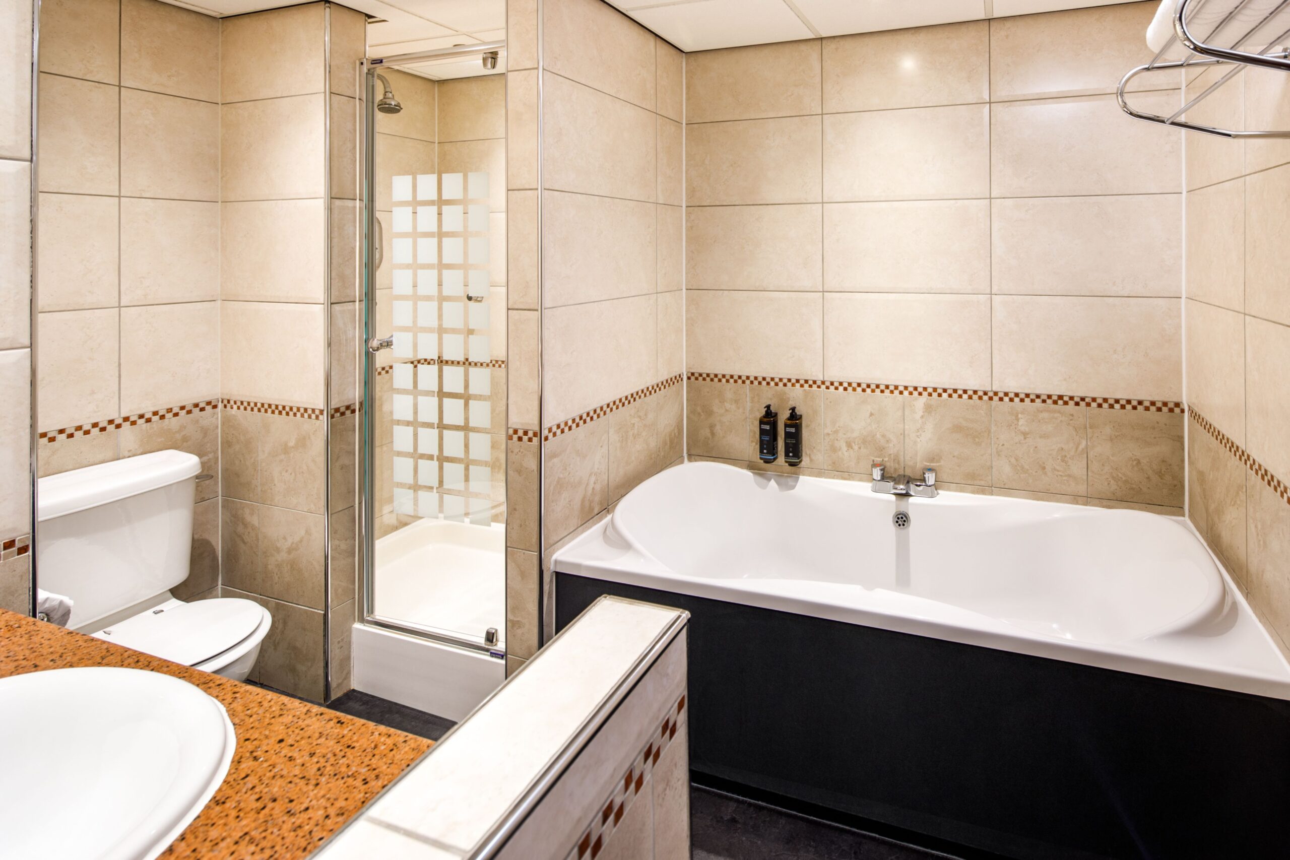 Chester Hotel Room Gallery | Mercure Chester Abbots Well Hotel